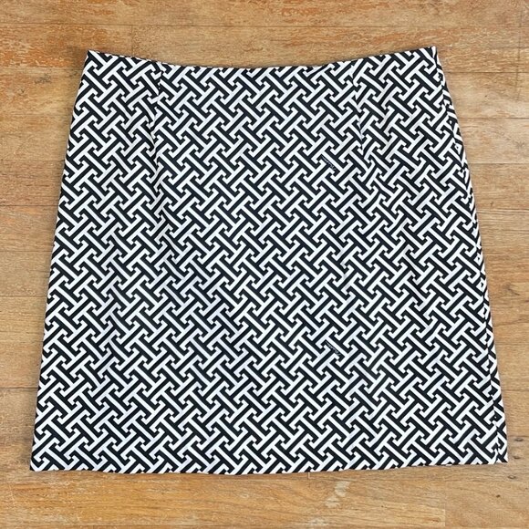 Melly M | Skirts | Melly M Skirt Size New Black White Geometric Greek ...